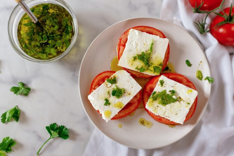 Tomato Feta Salad: Fresh Tomato Slices with Feta and Herbs