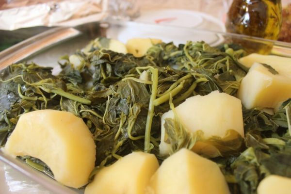 Eating a Traditional Mediterranean Diet for 2 Weeks