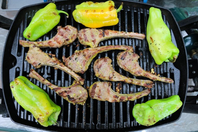 Grilled Lamb Chops (Lamb Lollipops) - Mediterranean Living