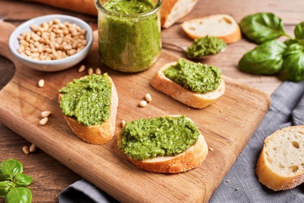 Pesto Genovese (Traditional Italian Pesto) - Mediterranean Living