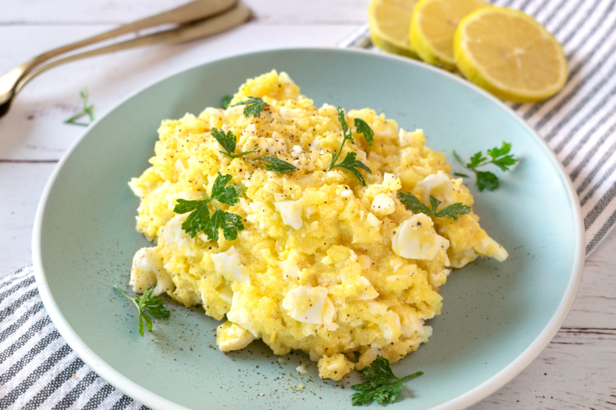 Easy Potato and Egg Recipe (Batata Wa Bayd)